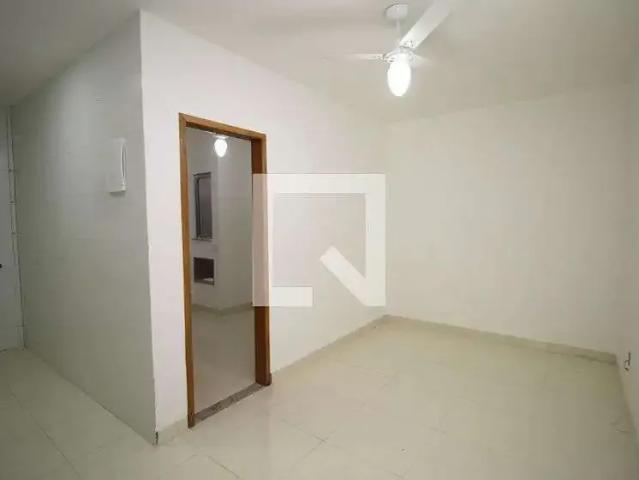 Apartamento para Locação em Rio de Janeiro/RJ Olaria 1 Quartos