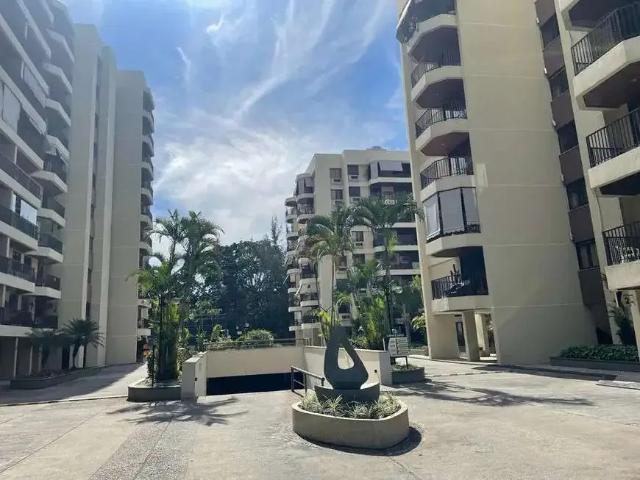 Apartamento para Locação em Rio de Janeiro/RJ Barra da Tijuca 4 Quartos