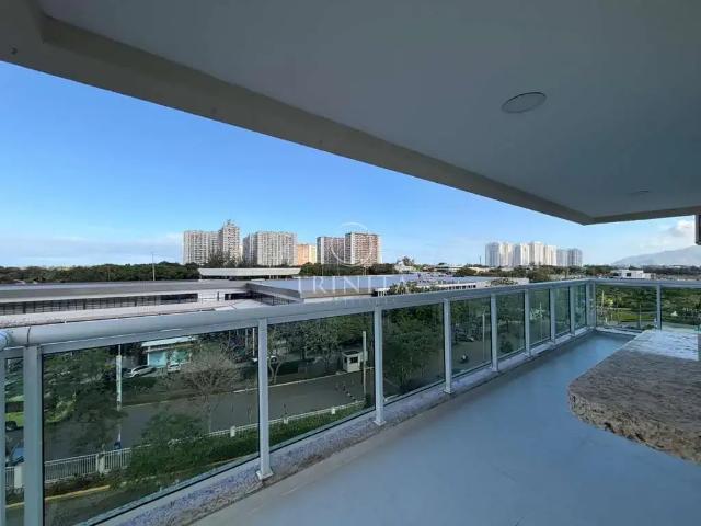 Apartamento para Locação em Rio de Janeiro/RJ Barra da Tijuca 4 Quartos