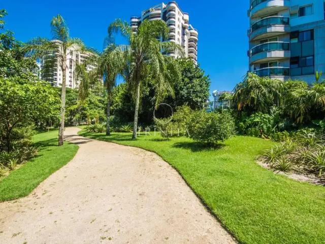 Apartamento para Locação em Rio de Janeiro/RJ Barra da Tijuca 2 Quartos