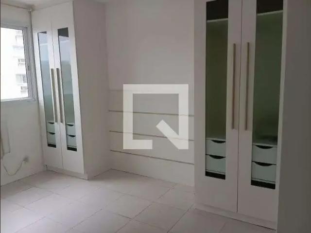 Apartamento para Locação em Rio de Janeiro/RJ Barra da Tijuca 2 Quartos
