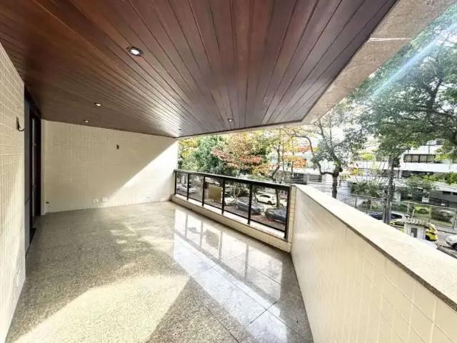 Apartamento para Locação em Rio de Janeiro/RJ Barra da Tijuca 2 Quartos