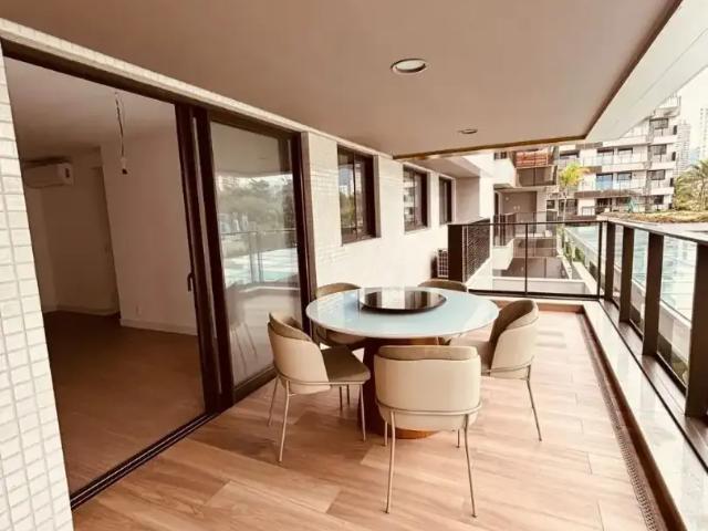 Apartamento para Locação em Rio de Janeiro/RJ Barra da Tijuca 3 Quartos