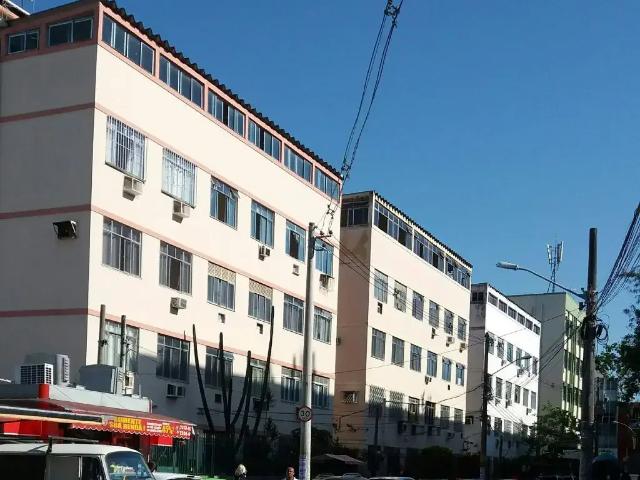 Apartamento para Locação em Rio de Janeiro/RJ Campo Grande 2 Quartos