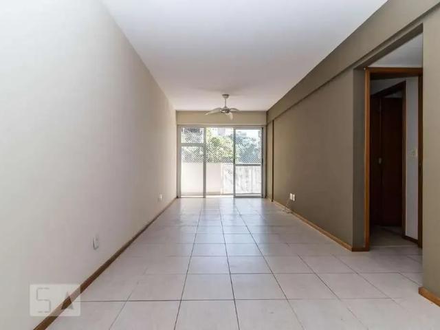 Apartamento para Locação em Rio de Janeiro/RJ Catete 3 Quartos