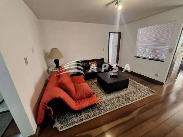 Apartamento para Locação em Rio de Janeiro/RJ Copacabana 3 Quartos