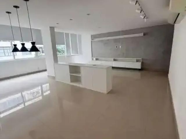 Apartamento para Locação em Rio de Janeiro/RJ Copacabana 3 Quartos