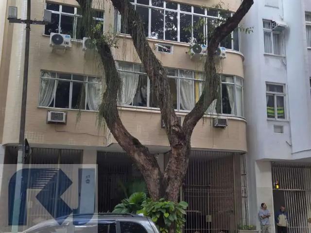 Apartamento para Locação em Rio de Janeiro/RJ Copacabana 3 Quartos
