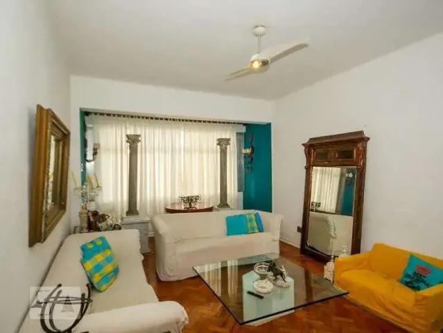 Apartamento para Locação em Rio de Janeiro/RJ Copacabana 3 Quartos