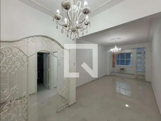 Apartamento para Locação em Rio de Janeiro/RJ Copacabana 3 Quartos