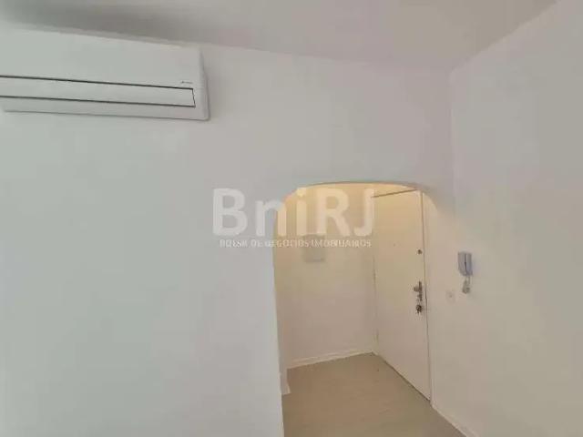 Apartamento para Locação em Rio de Janeiro/RJ Copacabana 1 Quartos