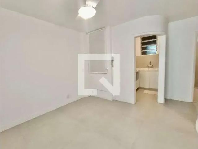 Apartamento para Locação em Rio de Janeiro/RJ Copacabana 1 Quartos