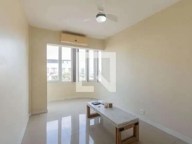 Apartamento para Locação em Rio de Janeiro/RJ Estácio 2 Quartos
