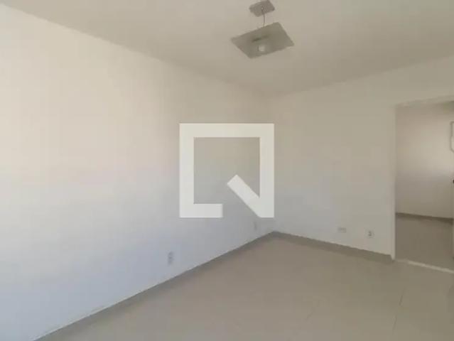 Apartamento para Locação em Rio de Janeiro/RJ Irajá 1 Quartos