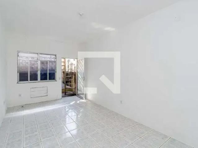 Apartamento para Locação em Rio de Janeiro/RJ Irajá 1 Quartos