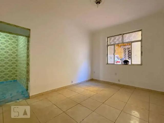 Apartamento para Locação em Rio de Janeiro/RJ Irajá 1 Quartos