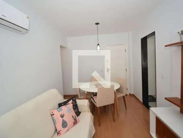 Apartamento para Locação em Rio de Janeiro/RJ Irajá 2 Quartos