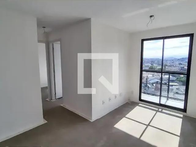 Apartamento para Locação em Rio de Janeiro/RJ Irajá 2 Quartos