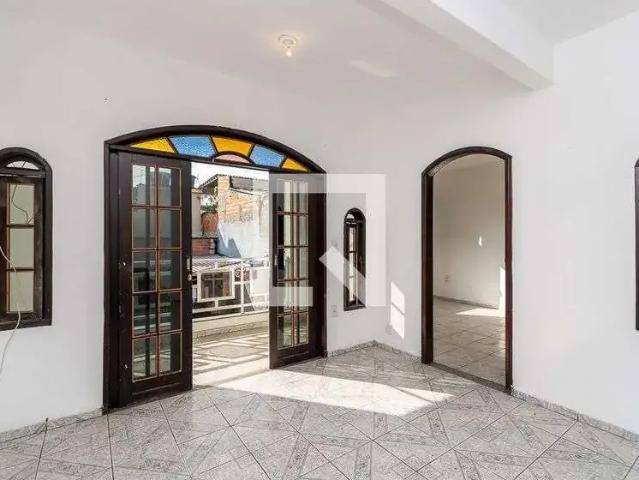 Apartamento para Locação em Rio de Janeiro/RJ Irajá 2 Quartos