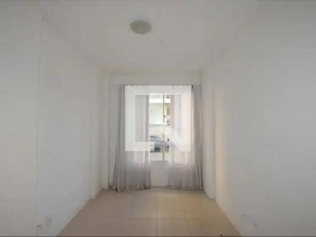 Apartamento para Locação em Rio de Janeiro/RJ Irajá 2 Quartos