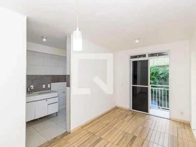 Apartamento para Locação em Rio de Janeiro/RJ Irajá 2 Quartos
