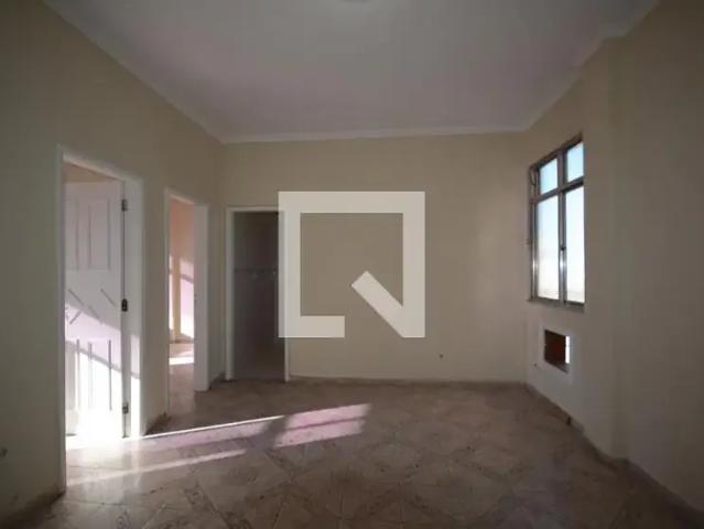 Apartamento para Locação em Rio de Janeiro/RJ Irajá 2 Quartos