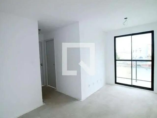 Apartamento para Locação em Rio de Janeiro/RJ Irajá 2 Quartos