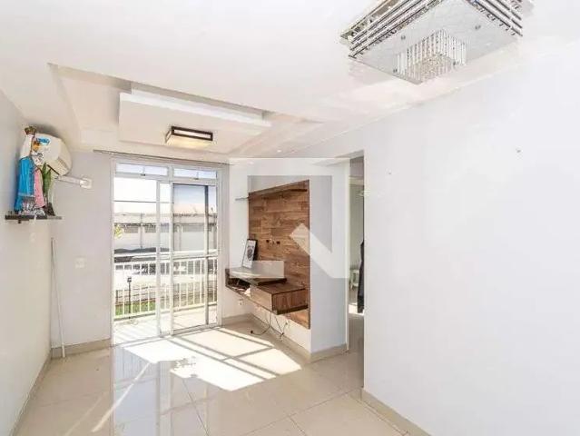 Apartamento para Locação em Rio de Janeiro/RJ Irajá 2 Quartos