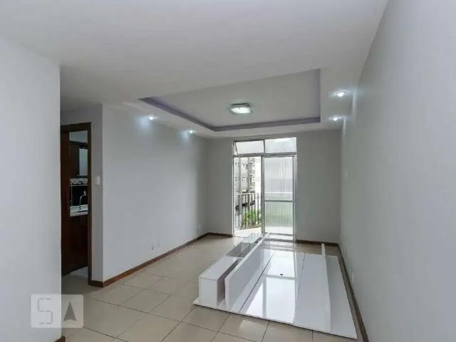 Apartamento para Locação em Rio de Janeiro/RJ Irajá 2 Quartos