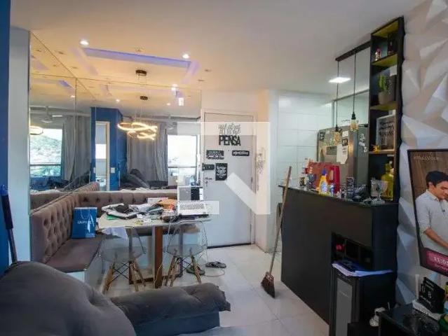 Apartamento para Locação em Rio de Janeiro/RJ Irajá 2 Quartos