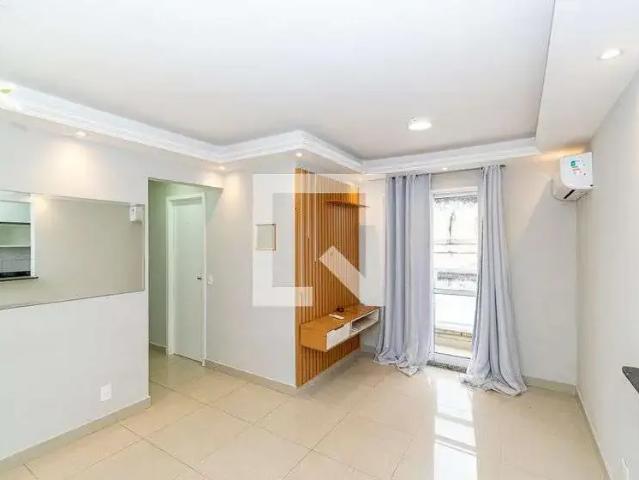 Apartamento para Locação em Rio de Janeiro/RJ Irajá 2 Quartos