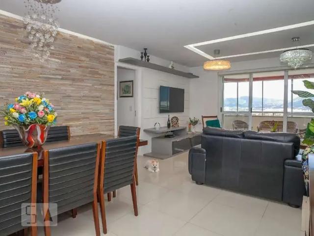 Apartamento para Locação em Rio de Janeiro/RJ Jacarepaguá 4 Quartos
