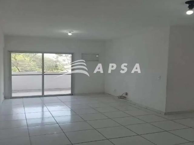 Apartamento para Locação em Rio de Janeiro/RJ Jardim Sulacap 2 Quartos