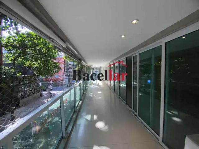Apartamento para Locação em Rio de Janeiro/RJ Leblon 4 Quartos