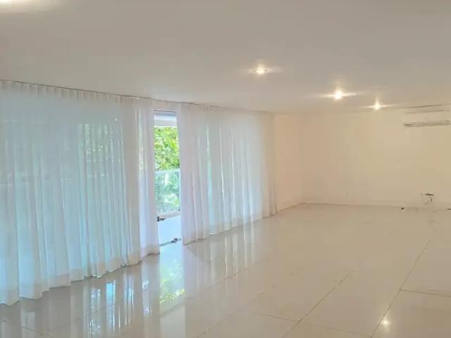 Apartamento para Locação em Rio de Janeiro/RJ Leblon 4 Quartos