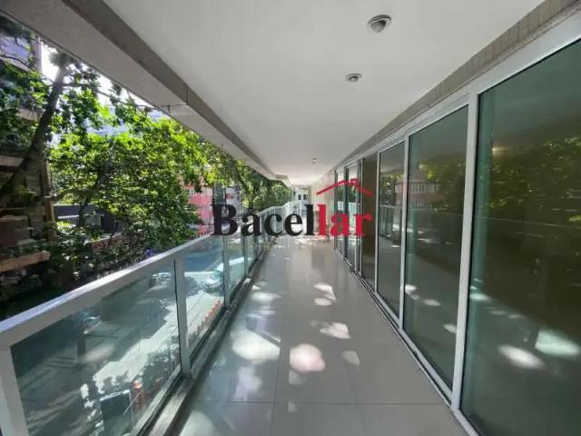 Apartamento para Locação em Rio de Janeiro/RJ Leblon 4 Quartos