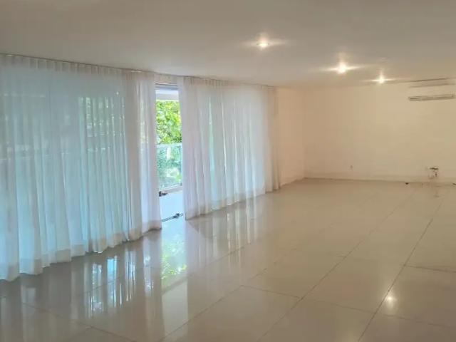 Apartamento para Locação em Rio de Janeiro/RJ Leblon 4 Quartos