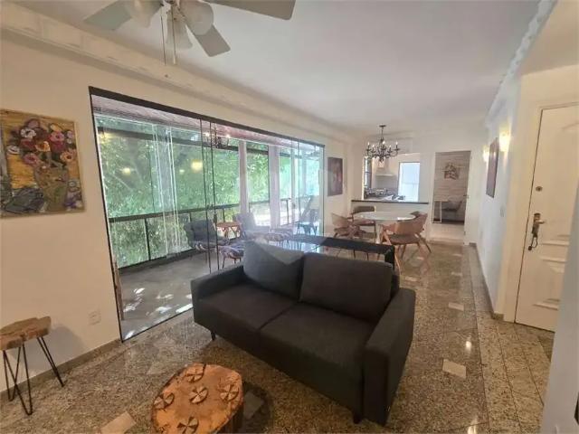 Apartamento para Locação em Rio de Janeiro/RJ Leblon 2 Quartos