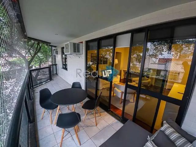Apartamento para Locação em Rio de Janeiro/RJ Leblon 3 Quartos
