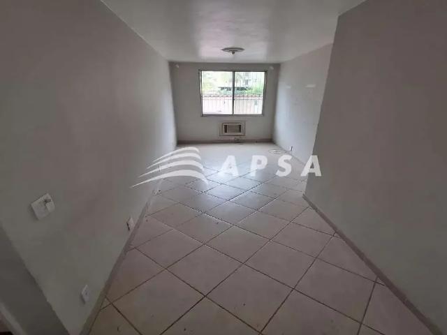 Apartamento para Locação em Rio de Janeiro/RJ Praça Seca 2 Quartos