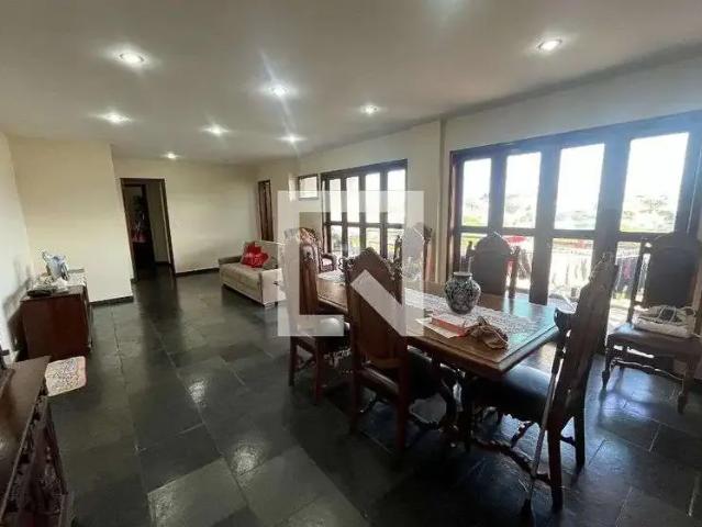 Apartamento para Locação em Rio de Janeiro/RJ Praia da Bandeira 3 Quartos