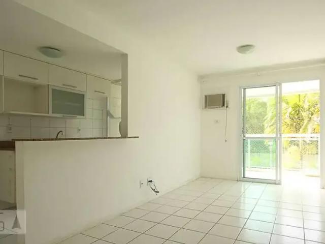 Apartamento para Locação em Rio de Janeiro/RJ Recreio dos Bandeirantes 2 Quartos