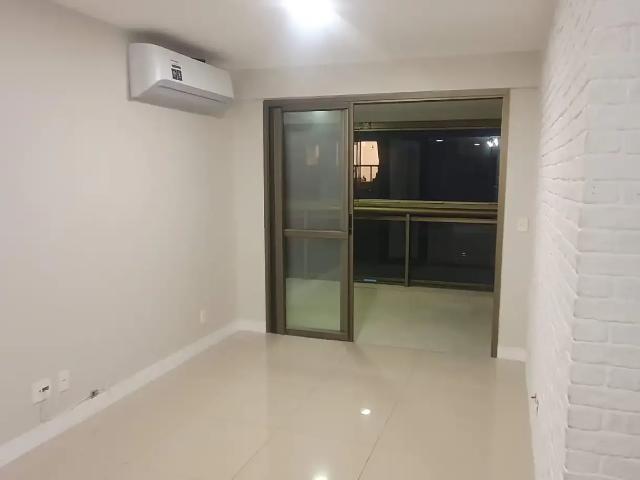 Apartamento para Locação em Rio de Janeiro/RJ Recreio dos Bandeirantes 3 Quartos