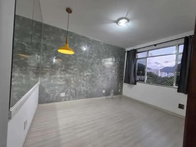 Apartamento para Locação em Rio de Janeiro/RJ Tijuca 2 Quartos