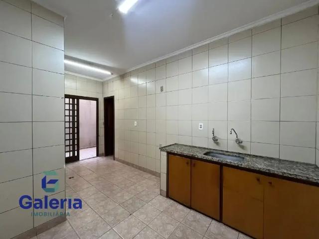 Apartamento para Locação em Ribeirão Preto/SP Jardim Irajá 3 Quartos