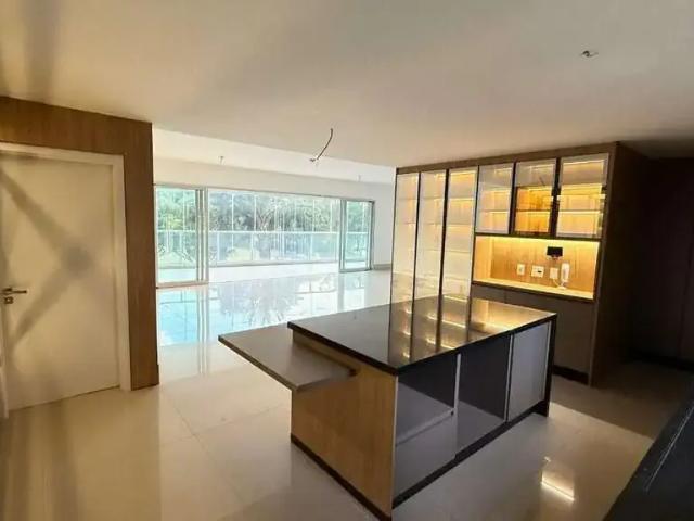 Apartamento para Locação em Ribeirão Preto/SP Vila do Golf 4 Quartos