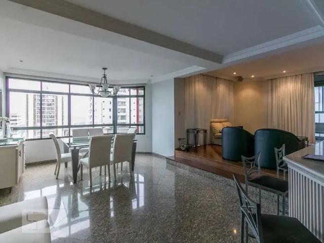 Apartamento para Locação em São Caetano do Sul/SP Santo Antônio 4 Quartos