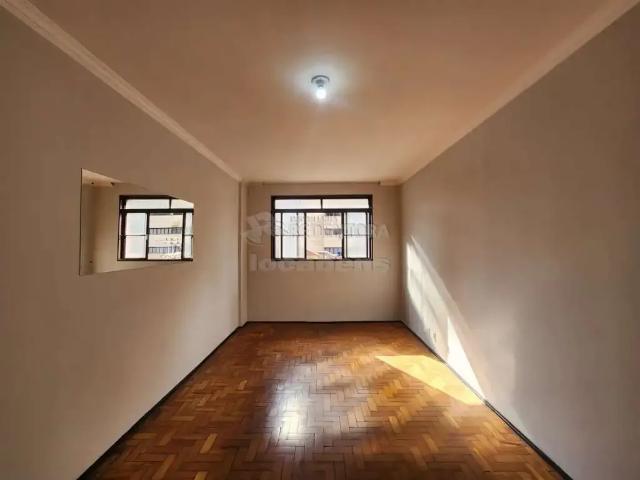 Apartamento para Locação em São José do Rio Preto/SP Centro 3 Quartos