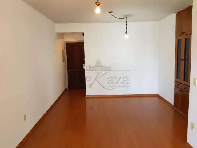 Apartamento para Locação em São José dos Campos/SP Centro 3 Quartos