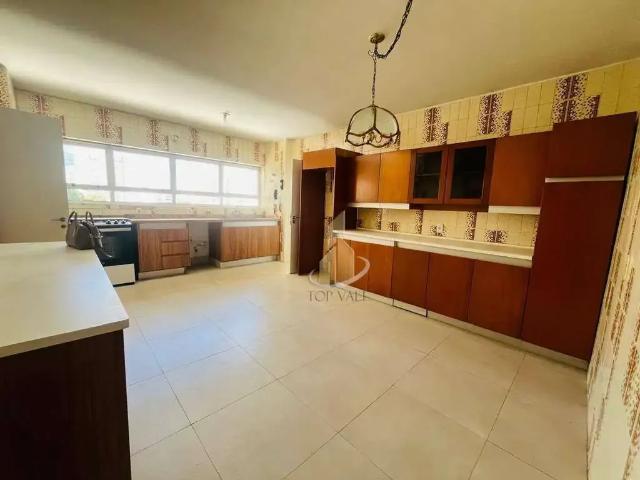 Apartamento para Locação em São José dos Campos/SP Centro 4 Quartos
